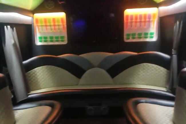 Limo Rental Indianapolis - World-Class Limousine & Party Bus Services